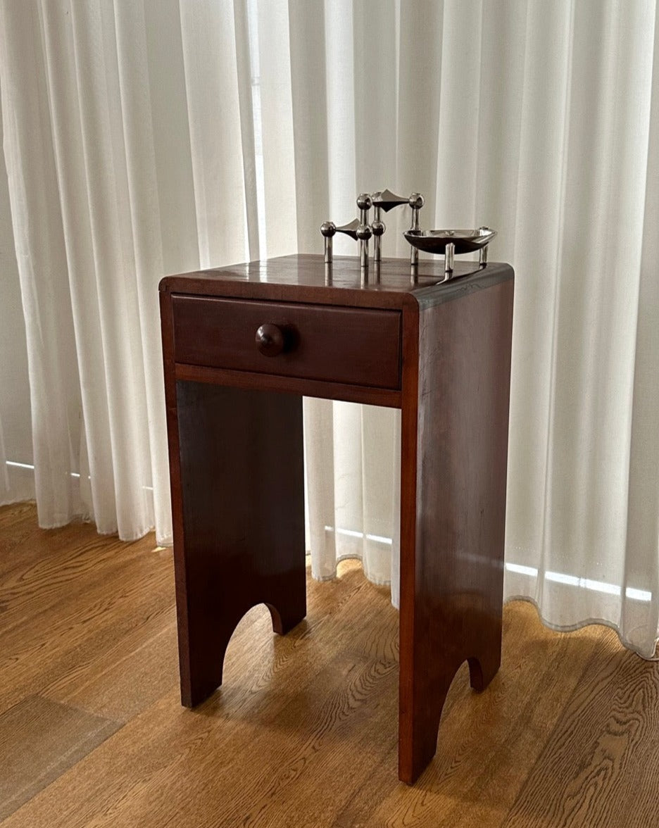 Antique Side Table – Didi and Dora