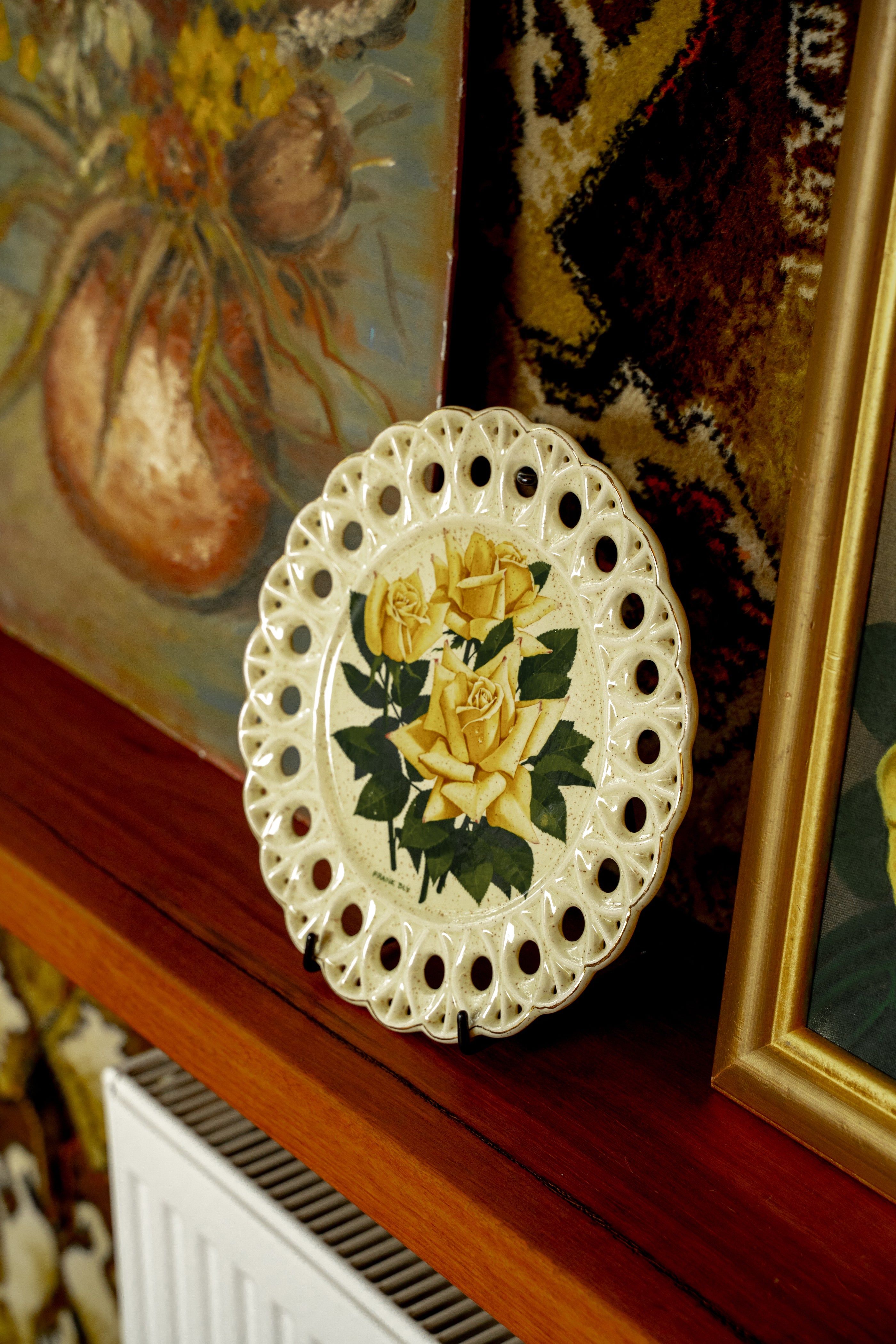 Yellow Roses Plate – Didi and Dora