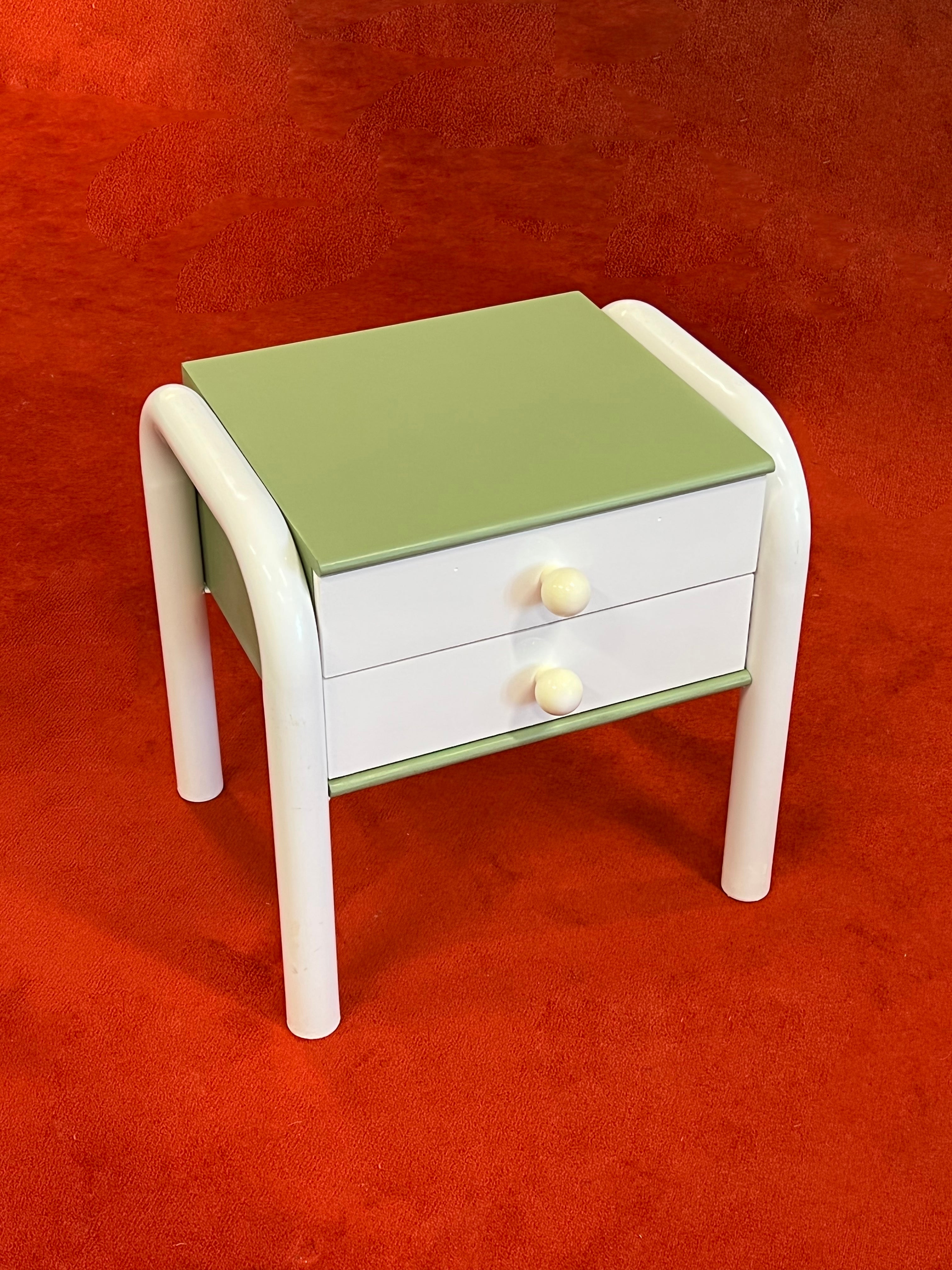 Tubular Bedside Table – Didi and Dora